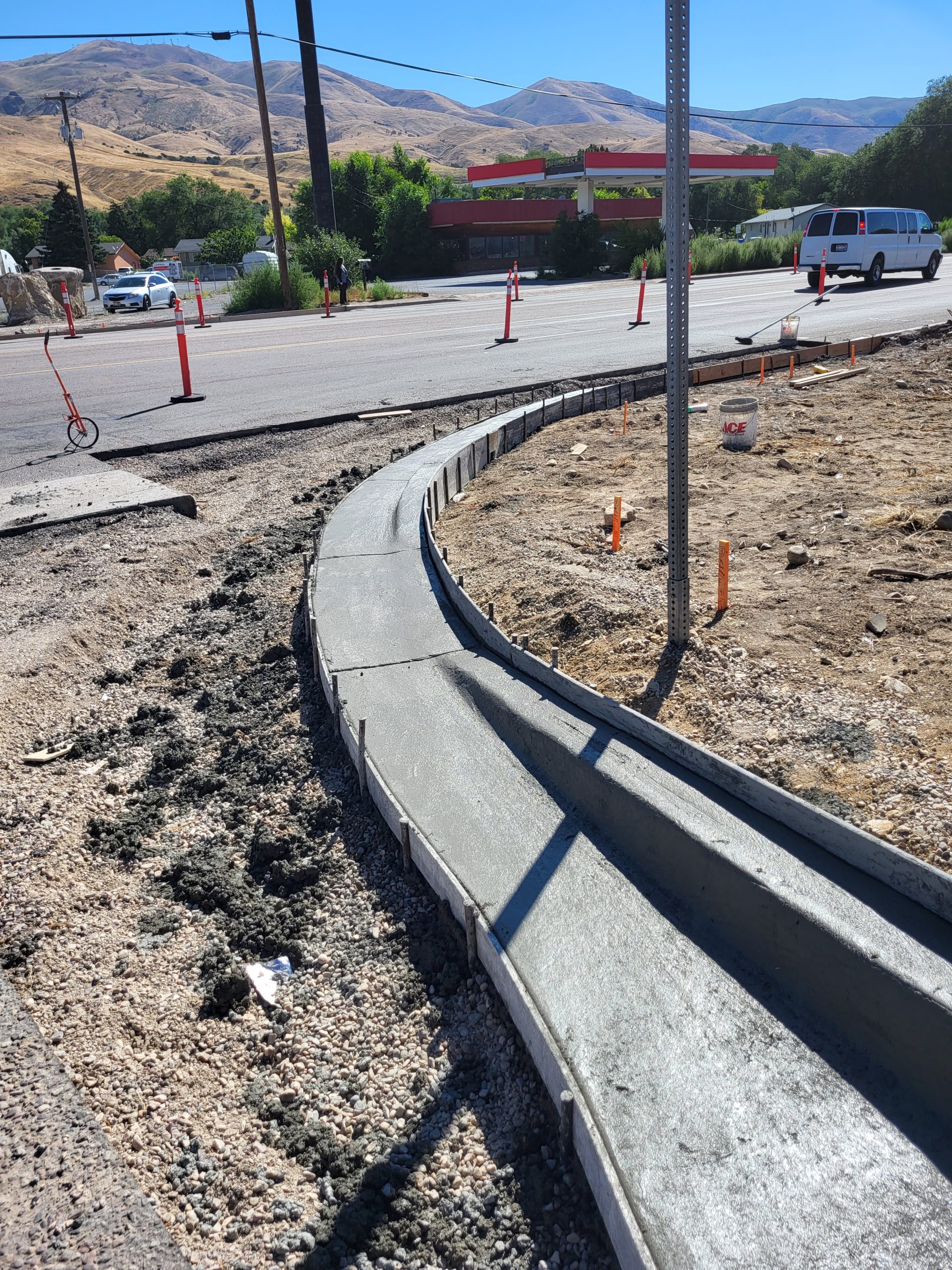Curbing at S 5th Ave and Jason Street – Pocatello Projects