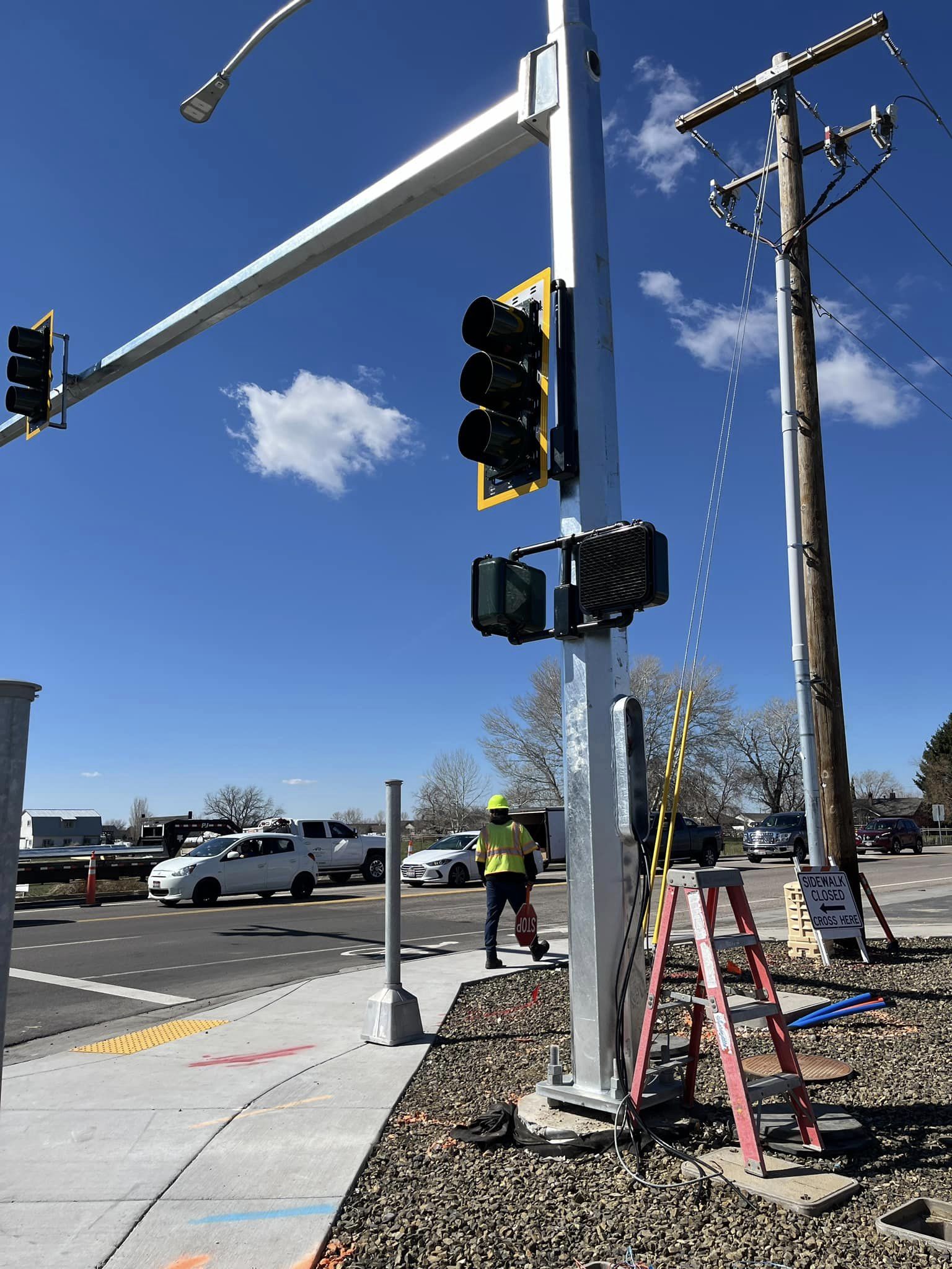 Installing Traffic Signals at Hawthorne and Quinn – Pocatello Projects